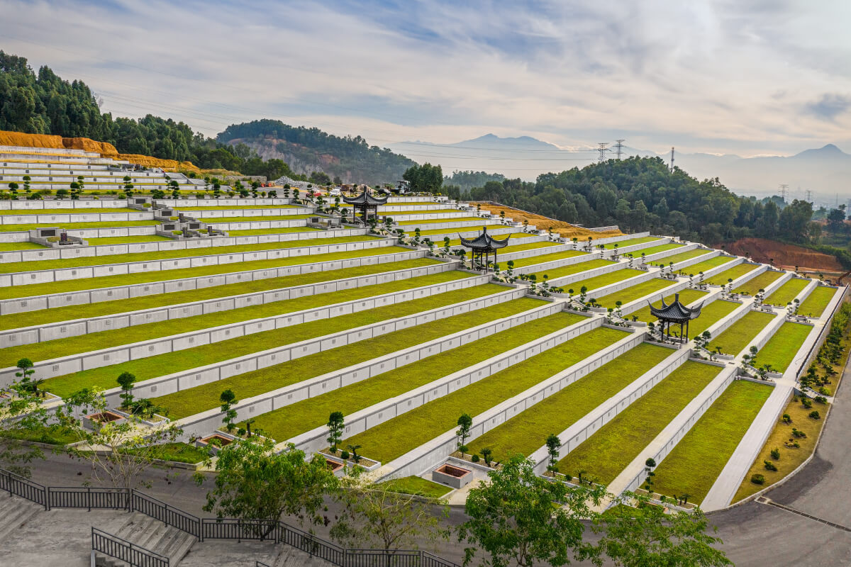 Burial Plots – 甲板集團 Papan Memorial Group